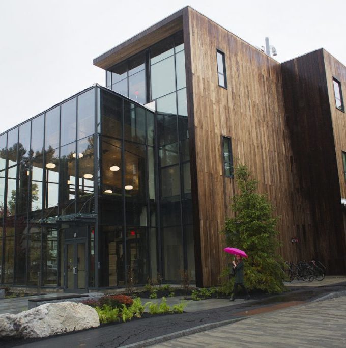 Bowdoin College Roux Center for the Environment | CambridgeSeven